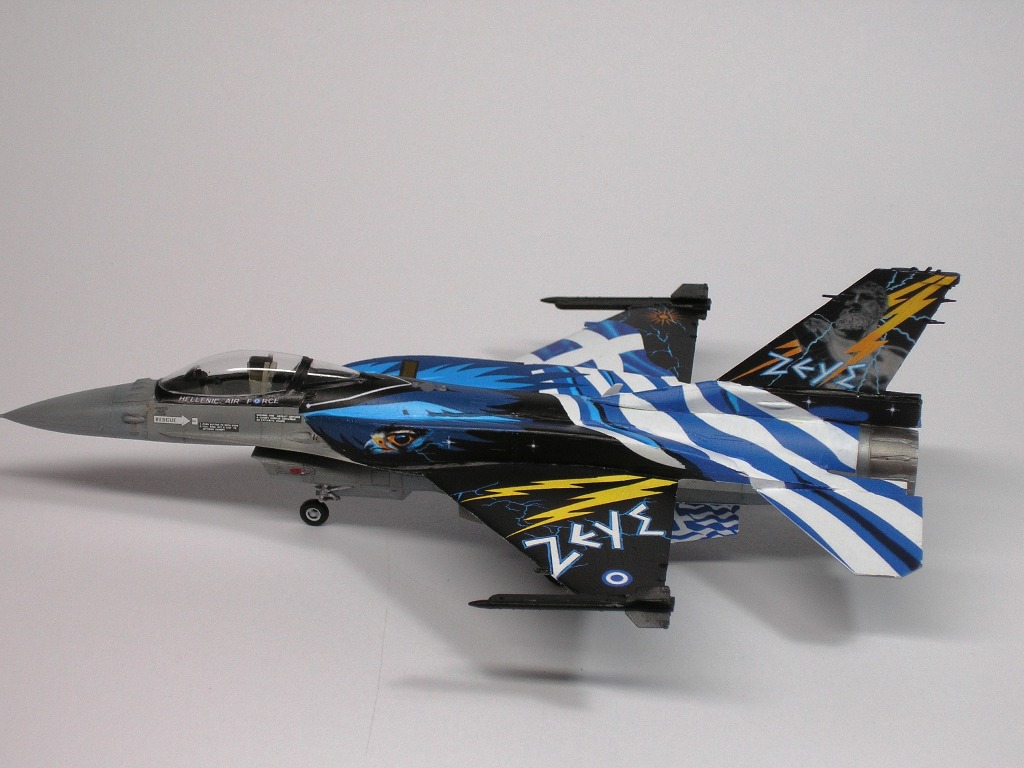 Mikrokosmos: F-16 ZEUS DEMO TEAM, Tamiya 1/72 scale
