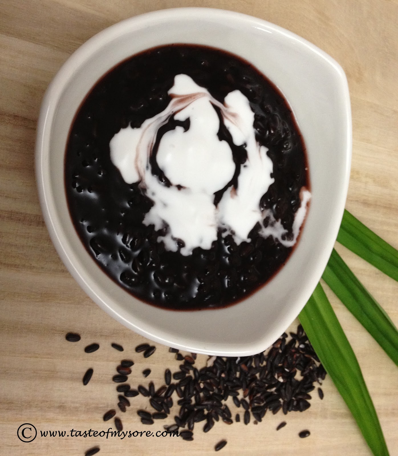 Taste of Mysore: Pulut Hitam ~ Black Glutinous Rice Pudding