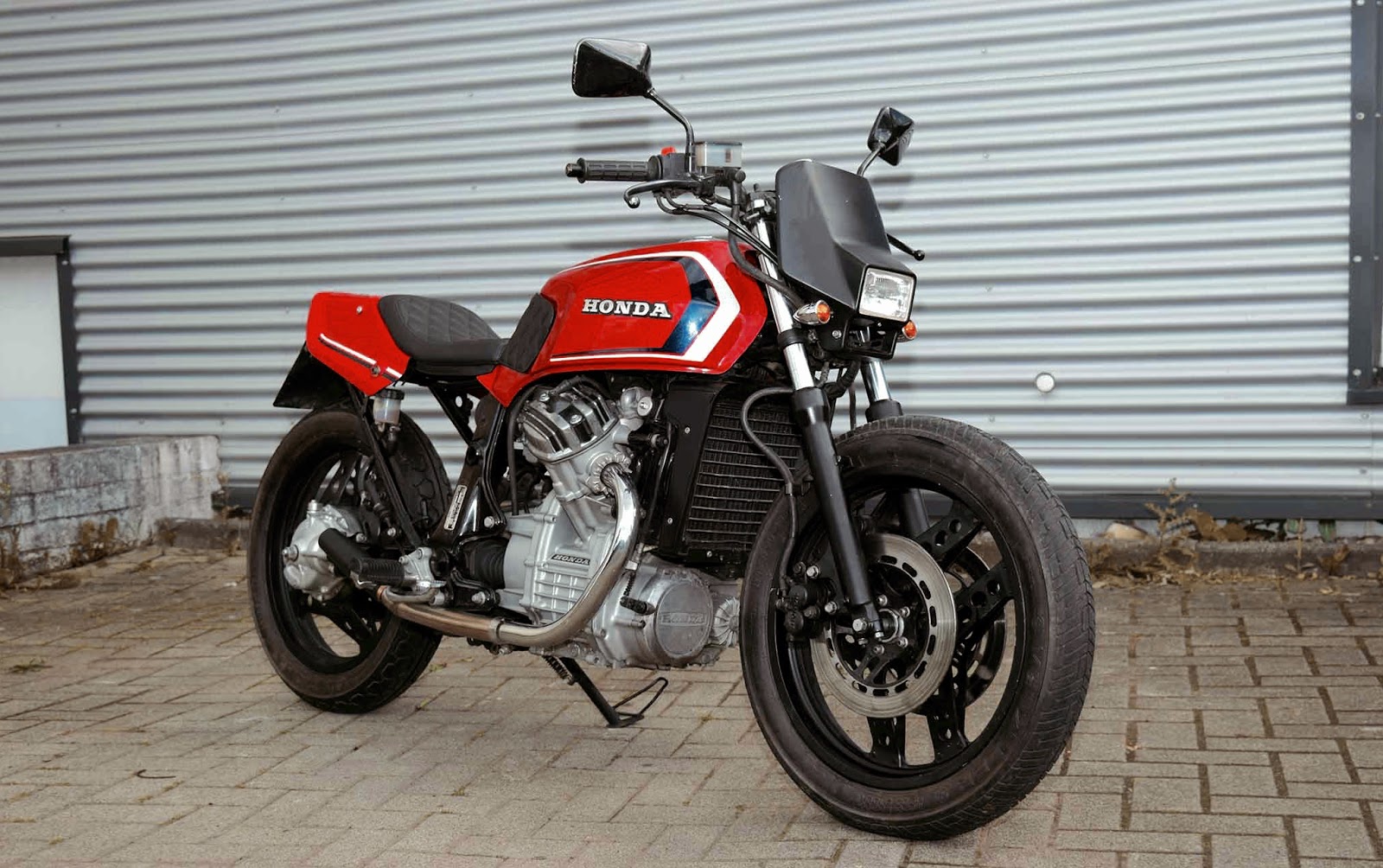 Making a CX another way - Inazuma café racer