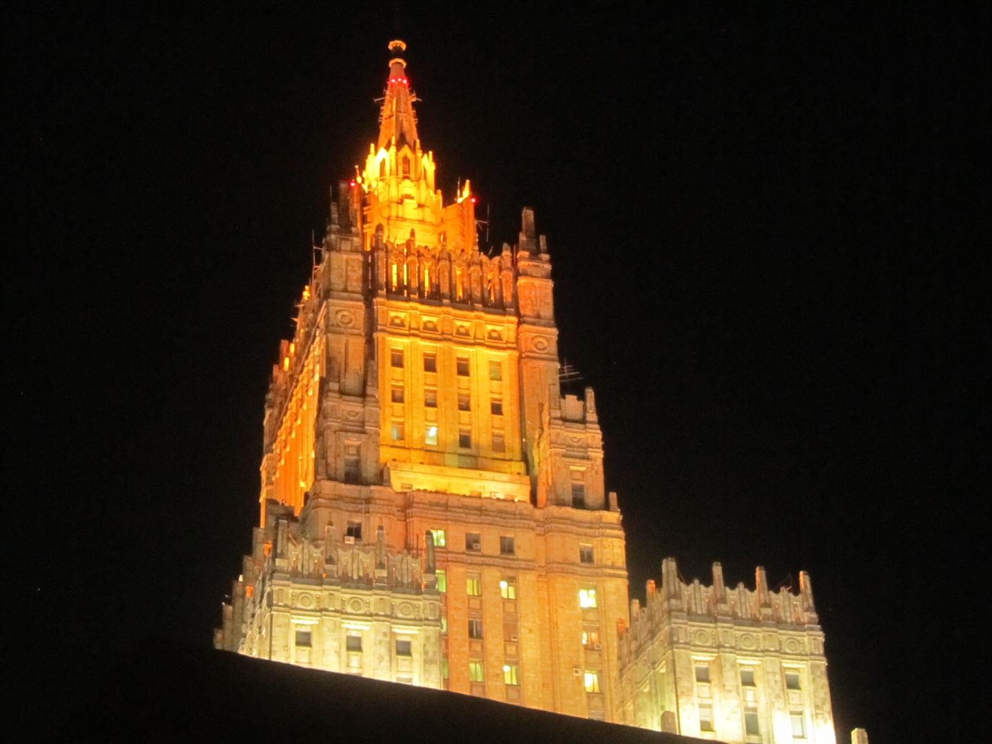 Ζαρντινιερα μ.Κ. (μετα Κρισεως): Μοσχα 5: Moscow by night, Arbat