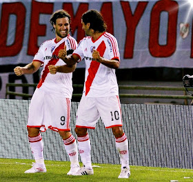 Tu risa es la magia de los rocanroles: Max Preece