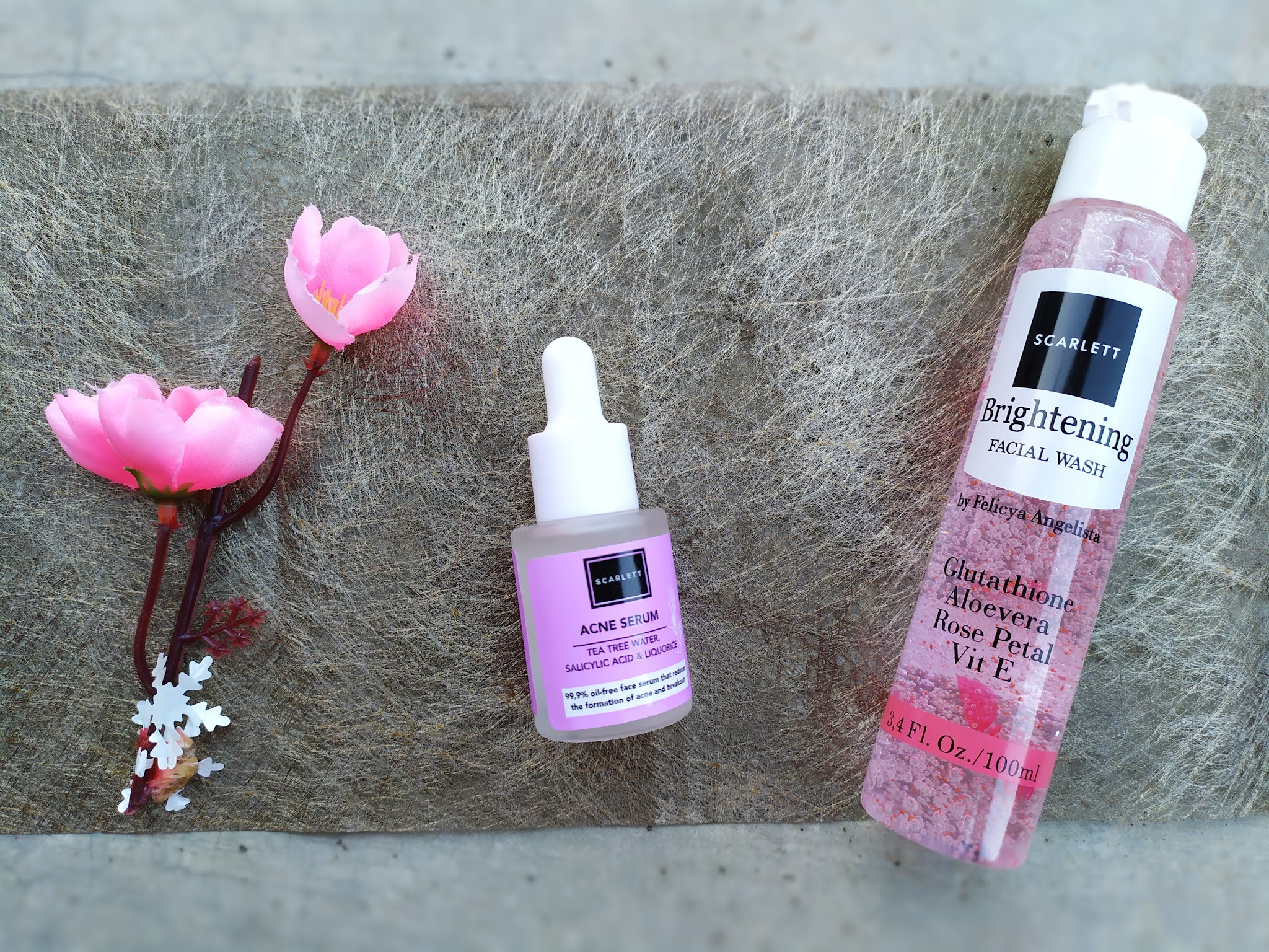 Review Skincare Scarlett Whitening: Facial Wash dan Acne Serum Review Skincare Scarlett Whitening: Facial Wash dan Acne Serum