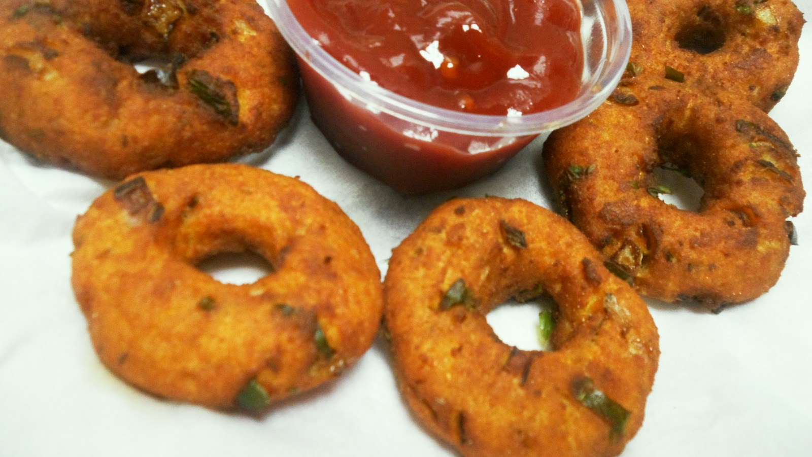 Shabnam's Cuisine: Bread Vada