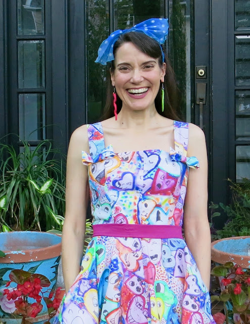 Cassie Stephens: art teacher clothes