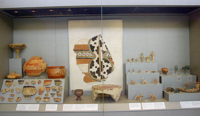 Mycenaean figure-of-eight shield fresco 15th C. BCE