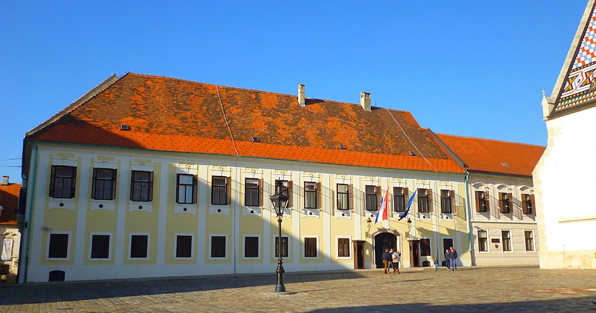 Hrvatski Pjesnici: BASNA