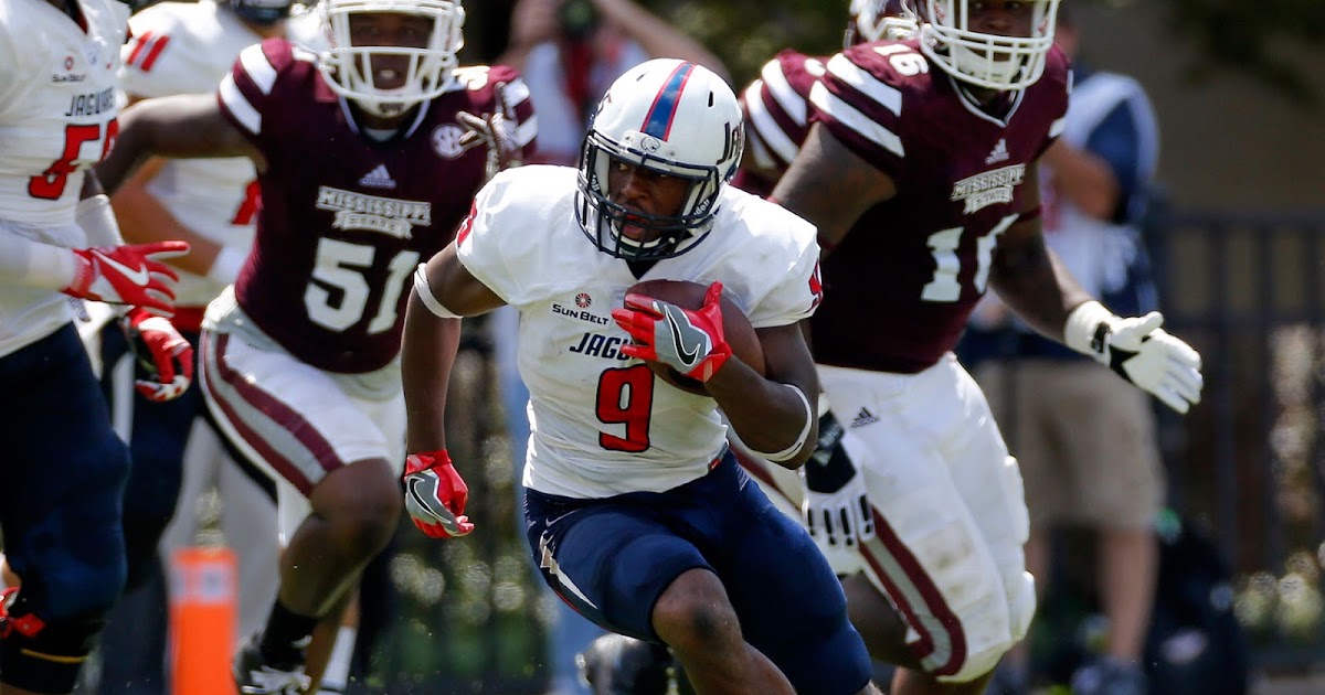 NIC-10 Sports History Book: NIC-10's Top 100 Greatest Football Players ...