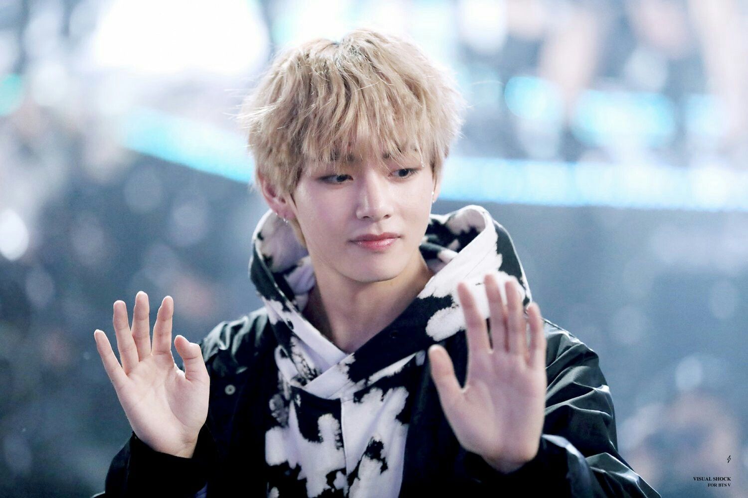 V de BTS es coronado como el "Rey de YouTube" - KpopWorld Mx | Sitio ...