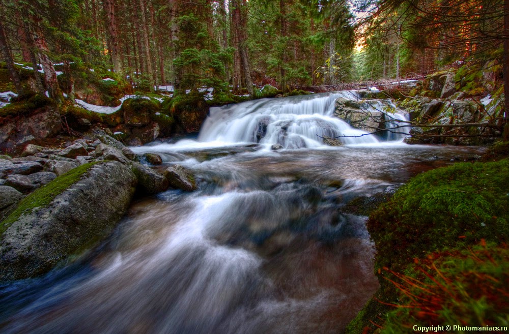 CLASA NOASTRĂ: Unde se aduna apele curgatoare?