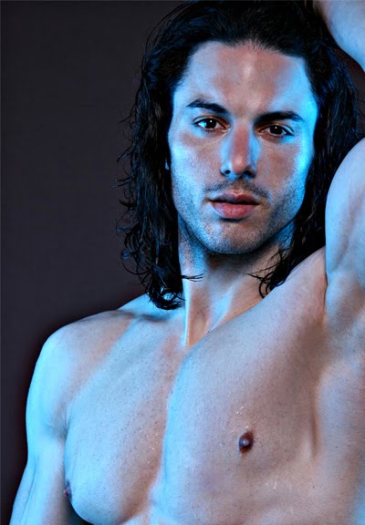 fashion style: ANDREI CLAUDE