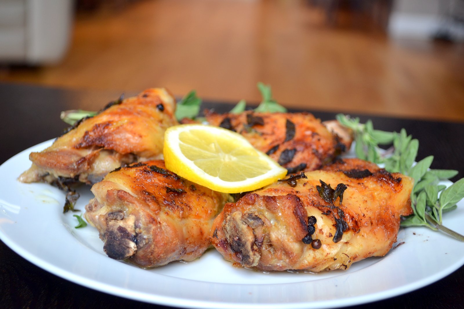 Hardly Housewives: Crispy Greek Chicken with Garlic Sauce