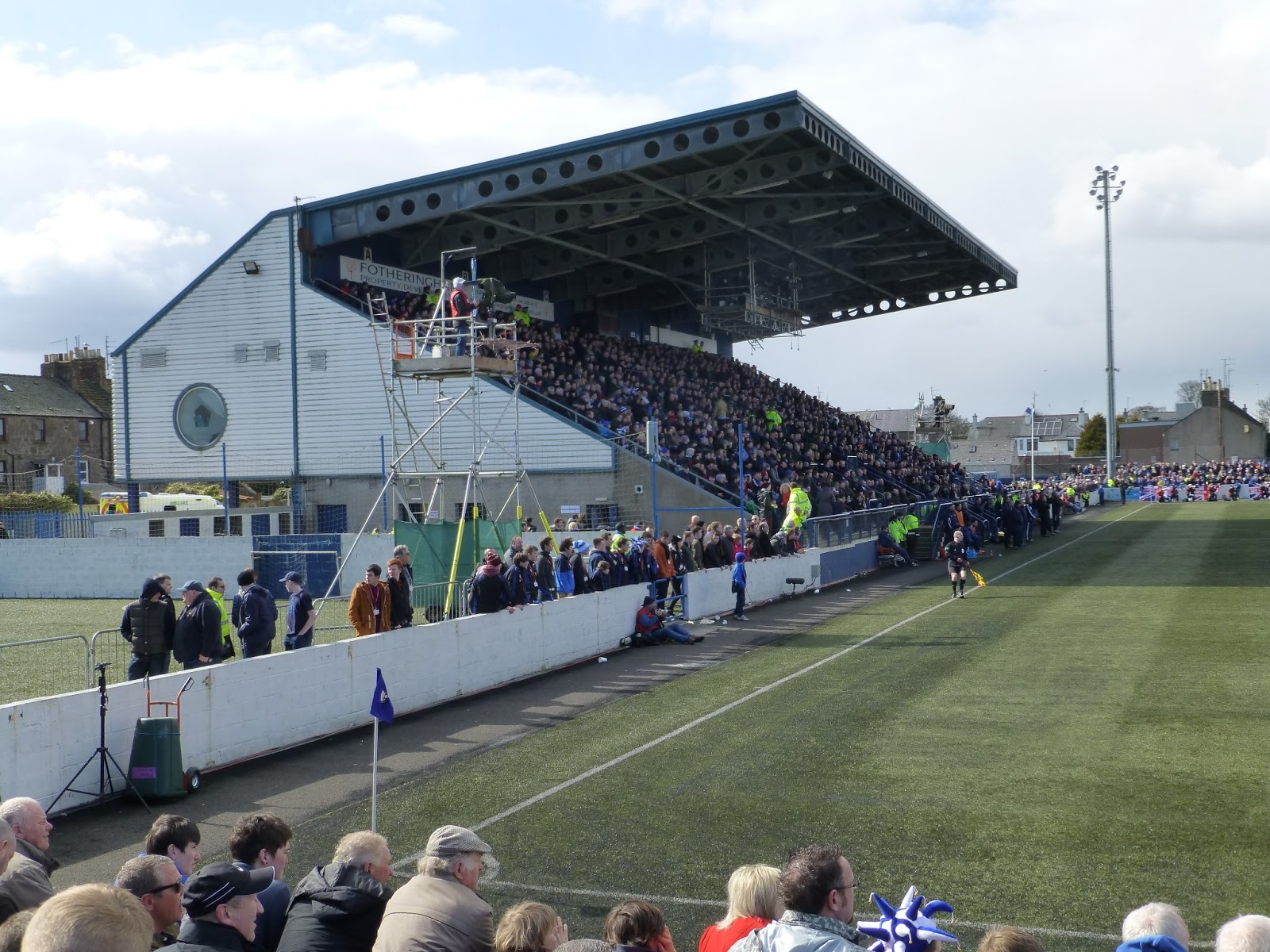 Extreme Football Tourism: SCOTLAND: Montrose FC