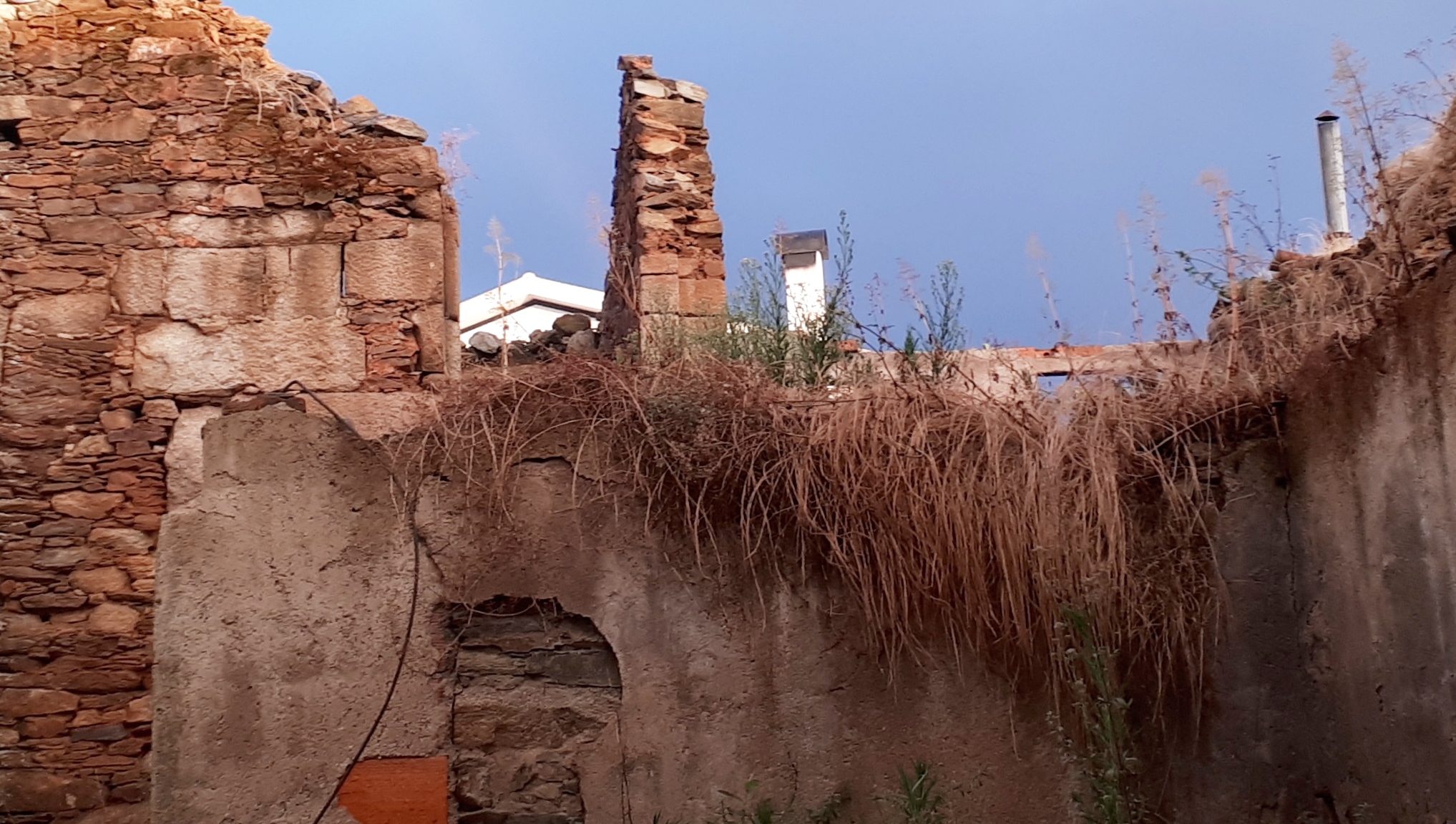 ANCERIZ & Surroundings