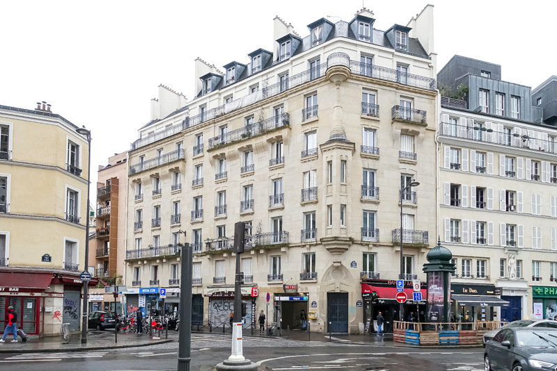 Paris : Stations de métro en pied d'immeuble et accès dits en boutique ...