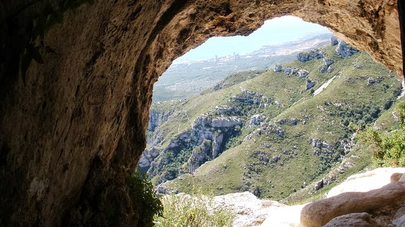 Franclips: SERRA DEL MONTSIÀ. A LA FORADADA per LA CAMPANA I EL PANTÀ ...