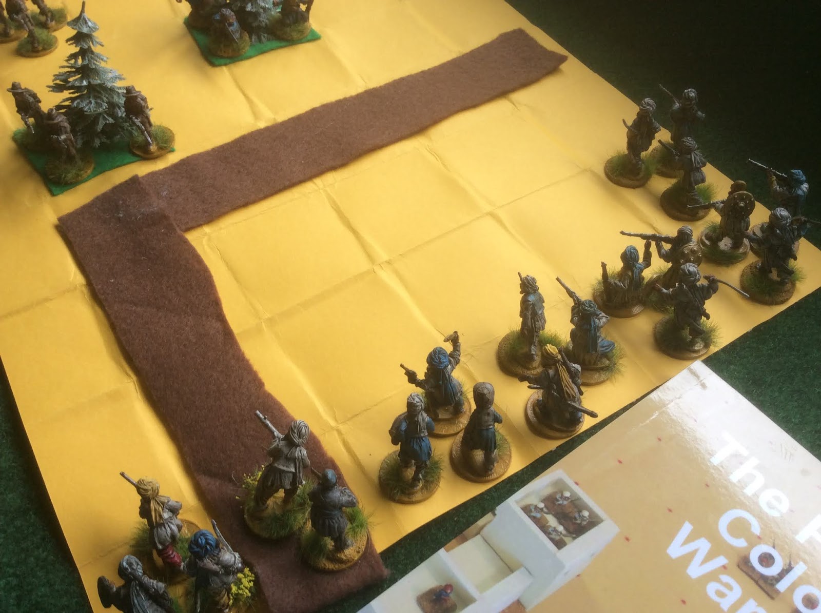 The Duchy of Tradgardland: Paper folding Portable Wargame