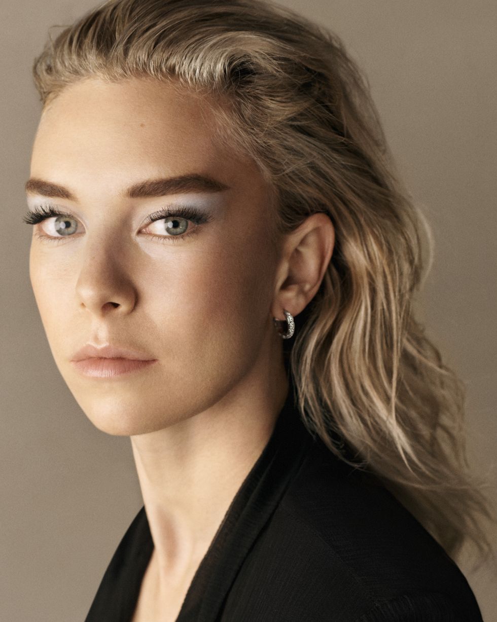 SNEAK PEEK : Vanessa Kirby Gets “Bazaar”
