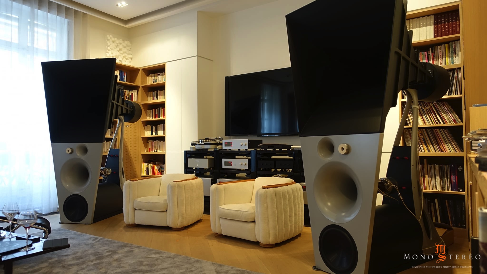 MAGICO ULTIMATE III SPEAKER SYSTEM – M & S | Ultimate High-Fidelity