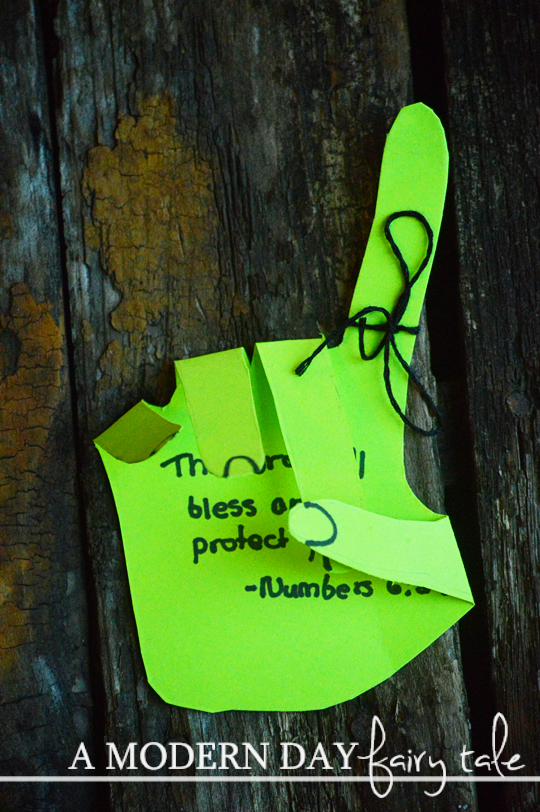 Memory Verse Hand Print A Kids Craft A Modern Day Fairy Tale memory-verse-hand-print-a-kids-craft-a-modern-day-fairy-tale
