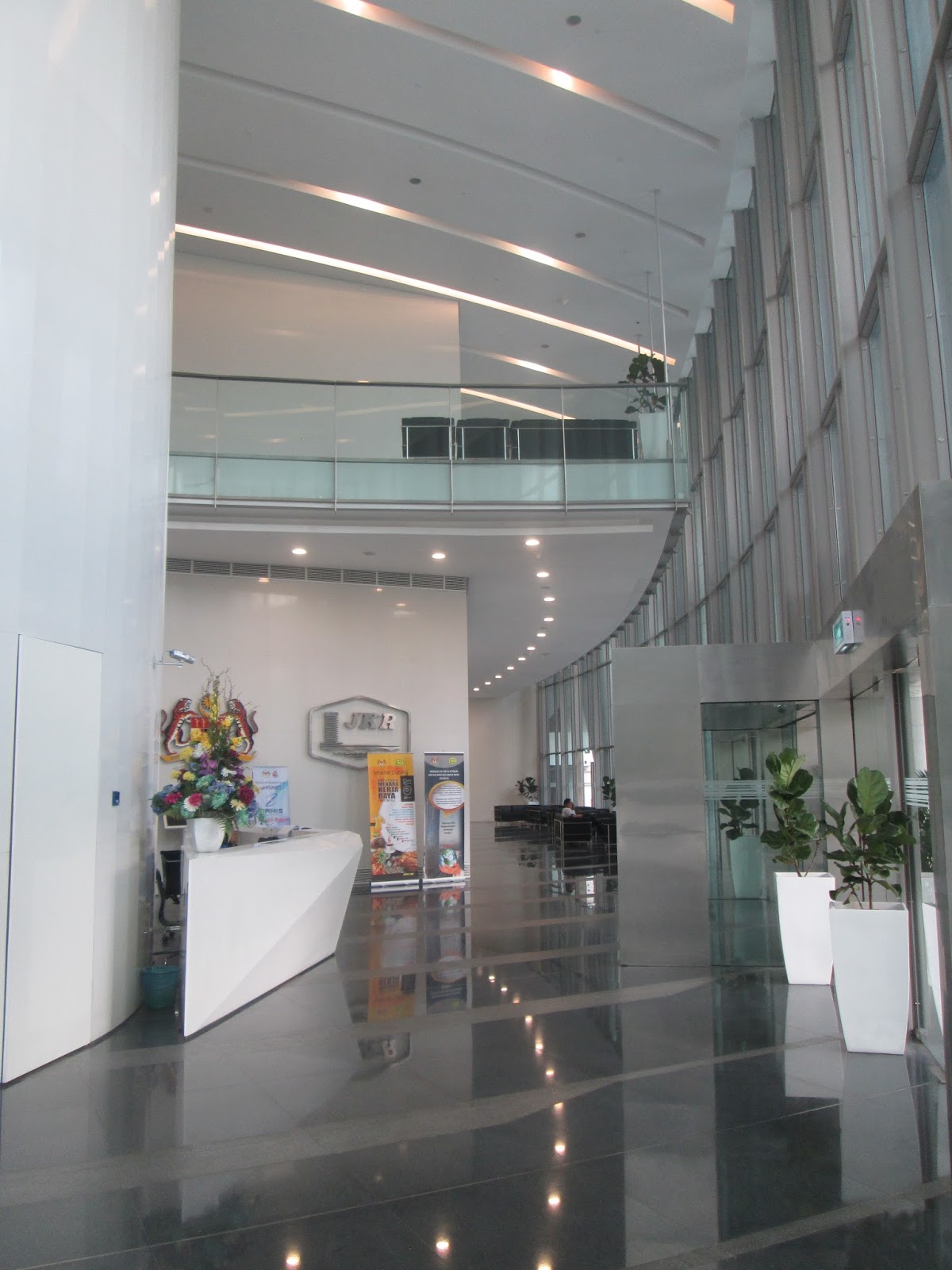 jelajah arkitek: MALAYSIANA (2.4) JALAN-JALAN DI MENARA JKR, KUALA LUMPUR