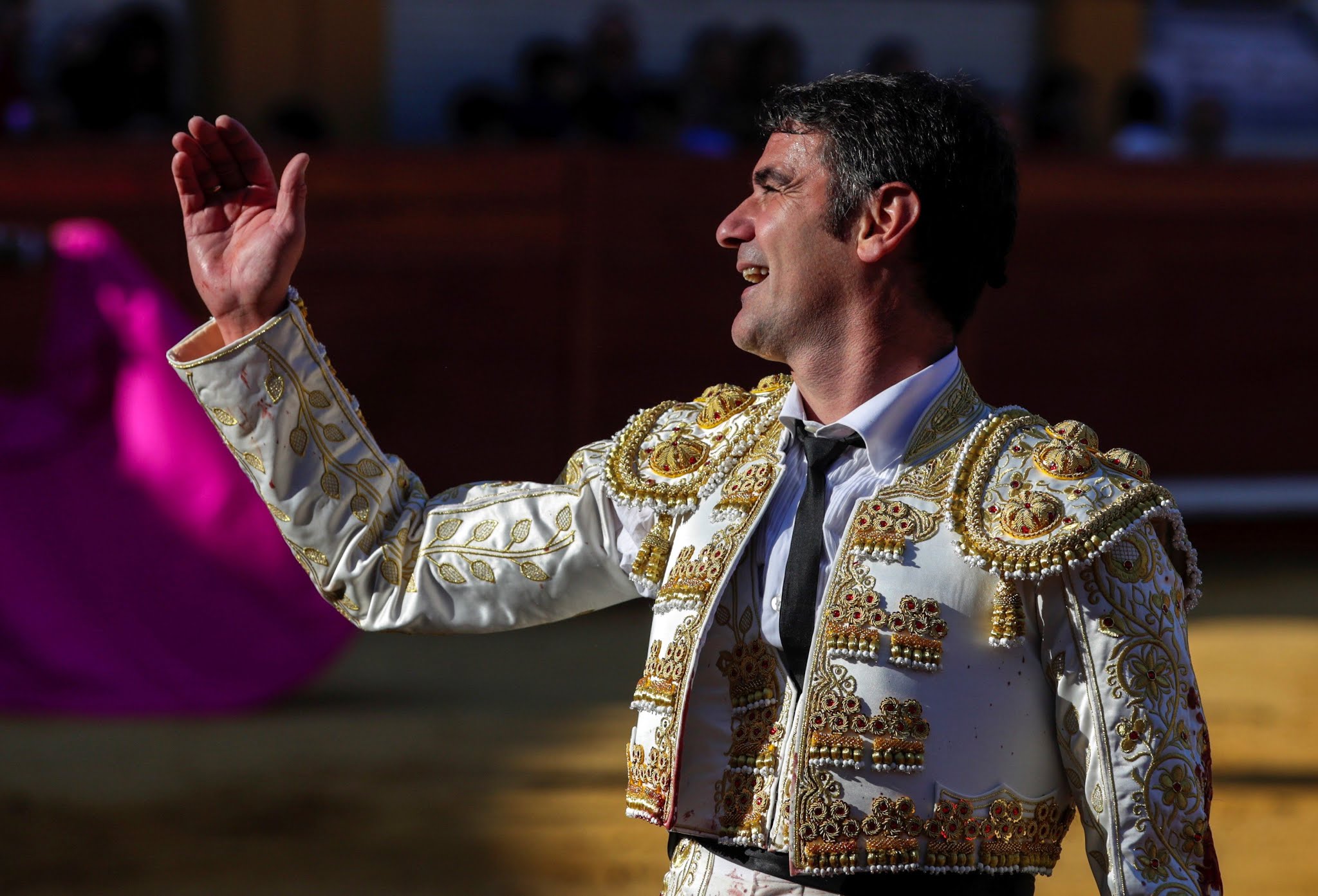 VUELTA AL RUEDO: LIBROS - Jesulín 3.0, la nueva biografía del torero de ...