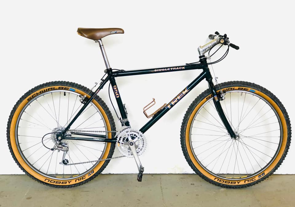 Bicycle archive: Trek Singletrack 930