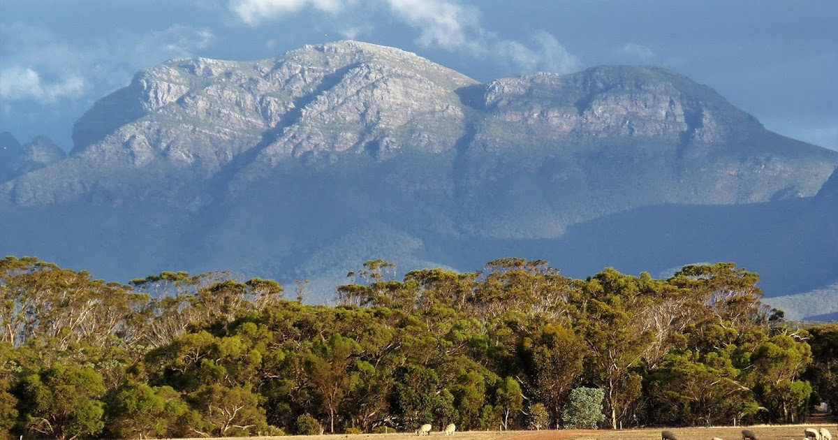 Goin' Feral One Day At A Time: Bluff Knoll Carpark to First Arrow ...