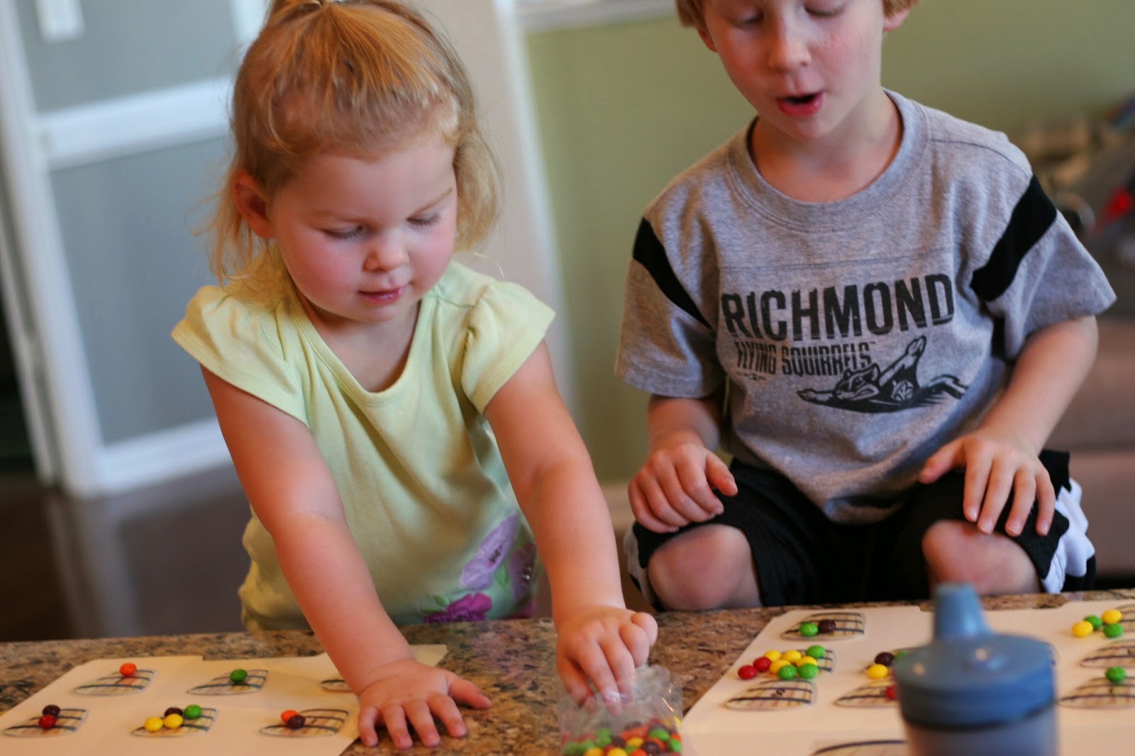 Letter A week- Apples, Ants, Alligators, and Astronauts (Day 2 ...