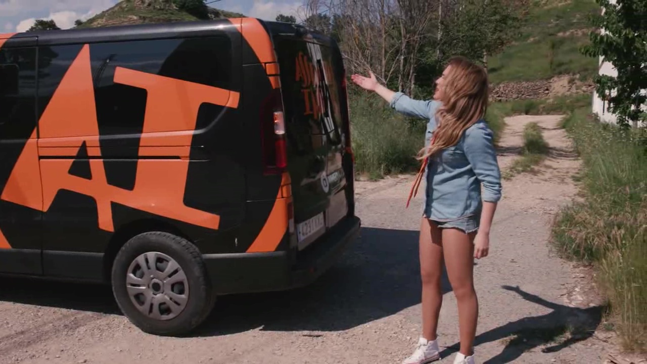 El Baúl de las Famosas: Maria Fuster-Assumptes interns -APunt