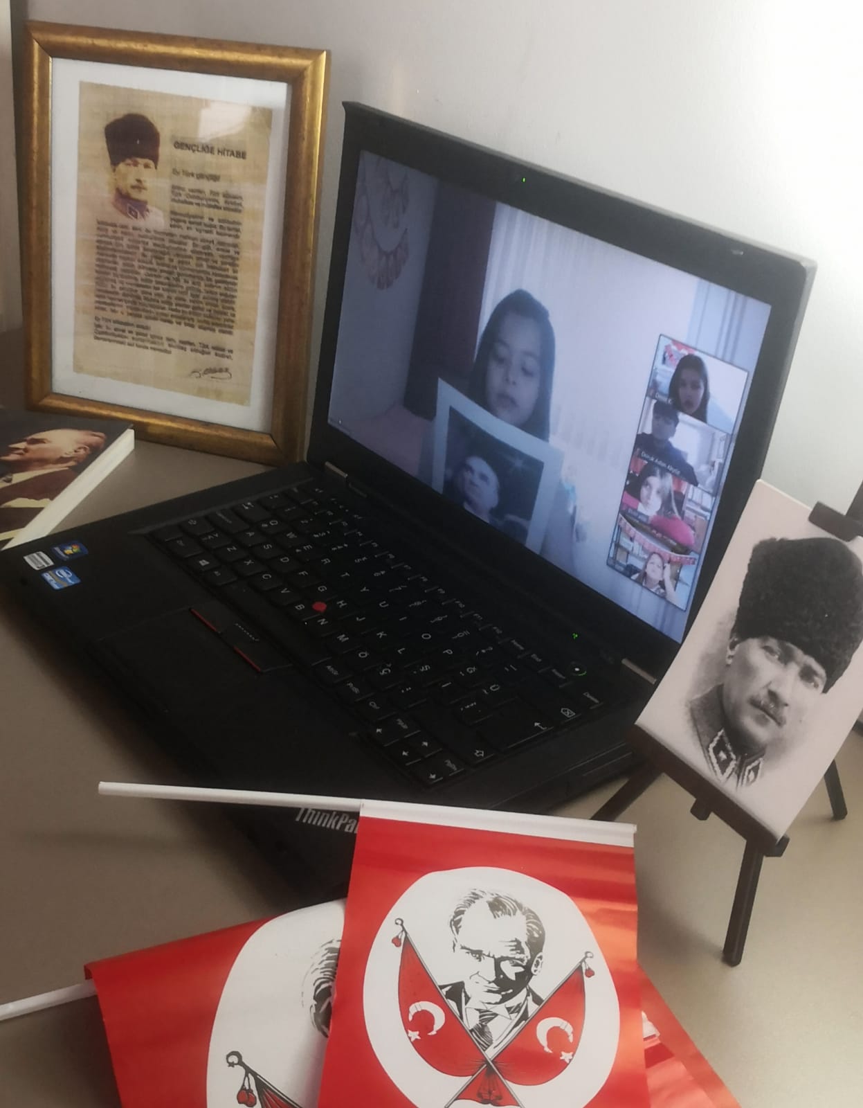 Müyesser Eren: Cemre ve Duru'nun 23 Nisan Etkinlikleri