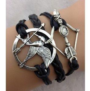 Hunger Games Series: Hunger Games Mockingjay Merchandise