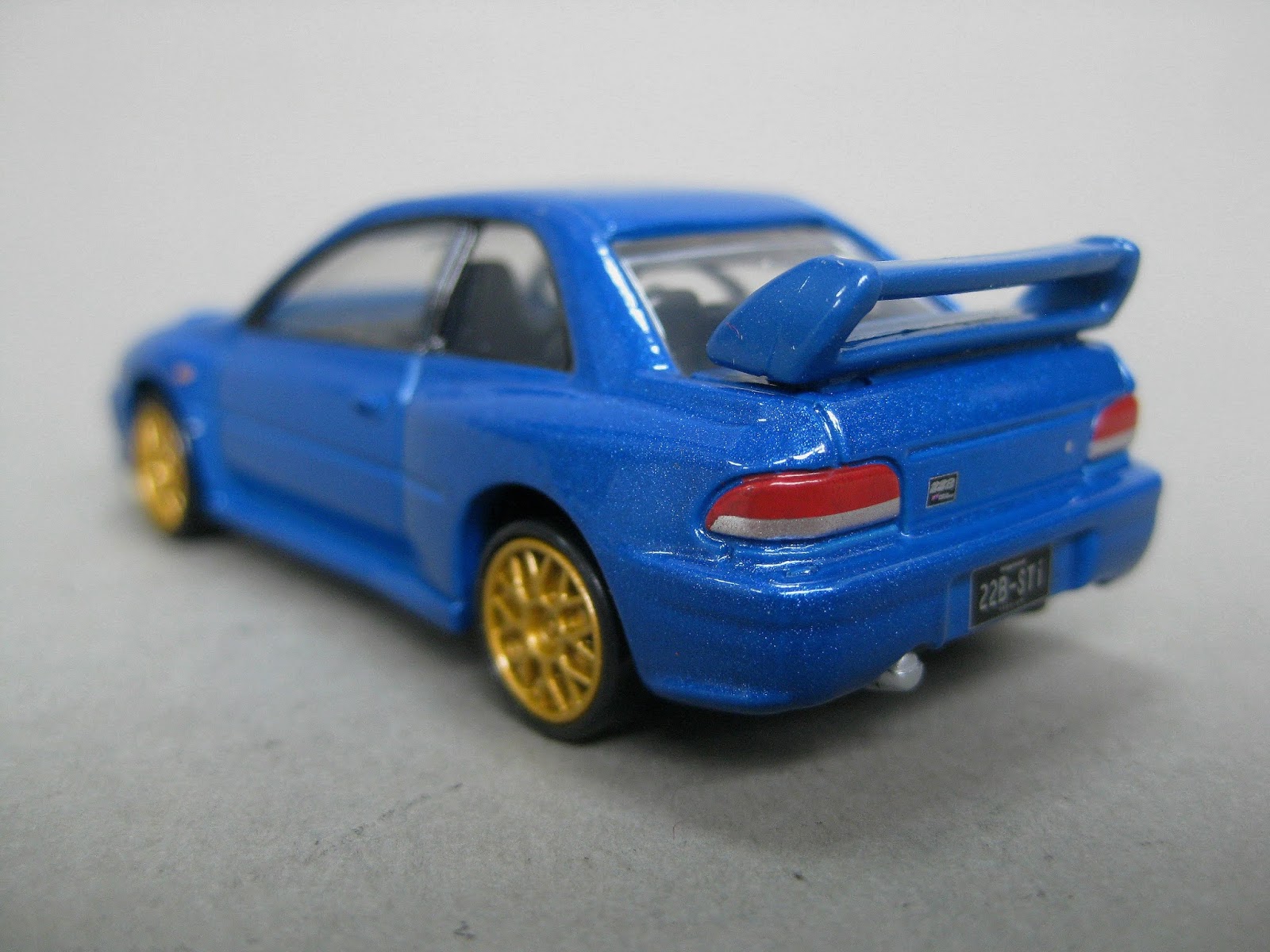 deSMOnd Collection: Tomica "Subaru Impreza 22B-STi Ver." Premium Series