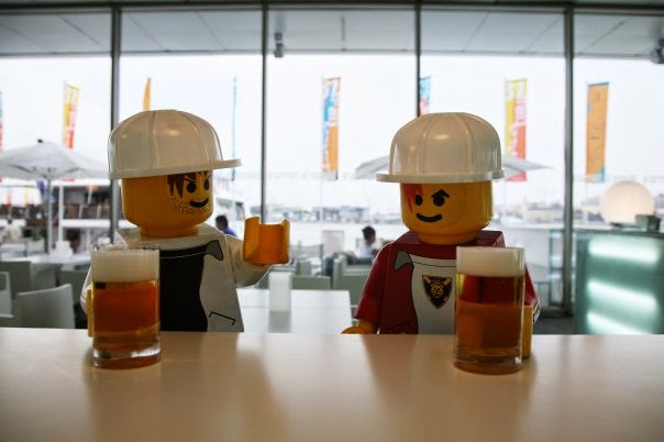 Como criar um universo de Lego, após um copo de cerveja – NINKASI BEER CLUB
