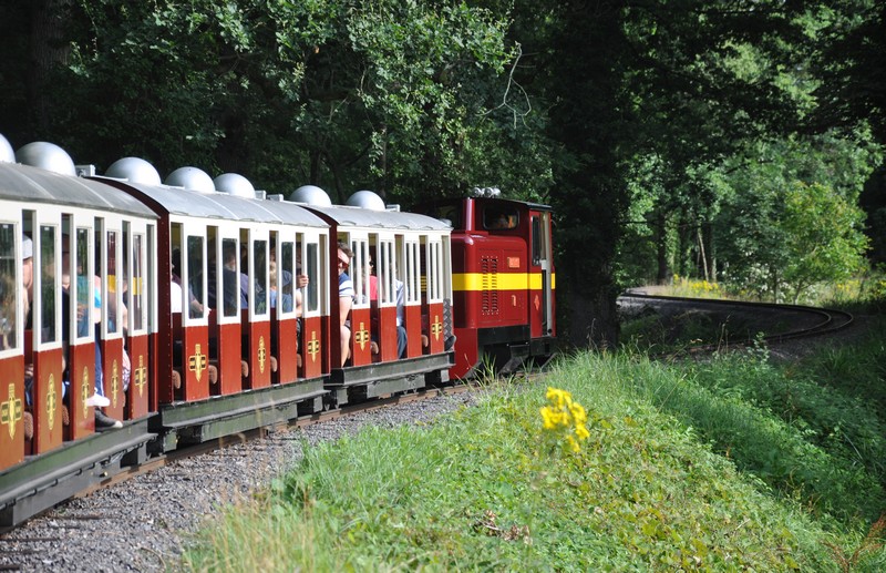 Frank-103: 17 De Longleat railway