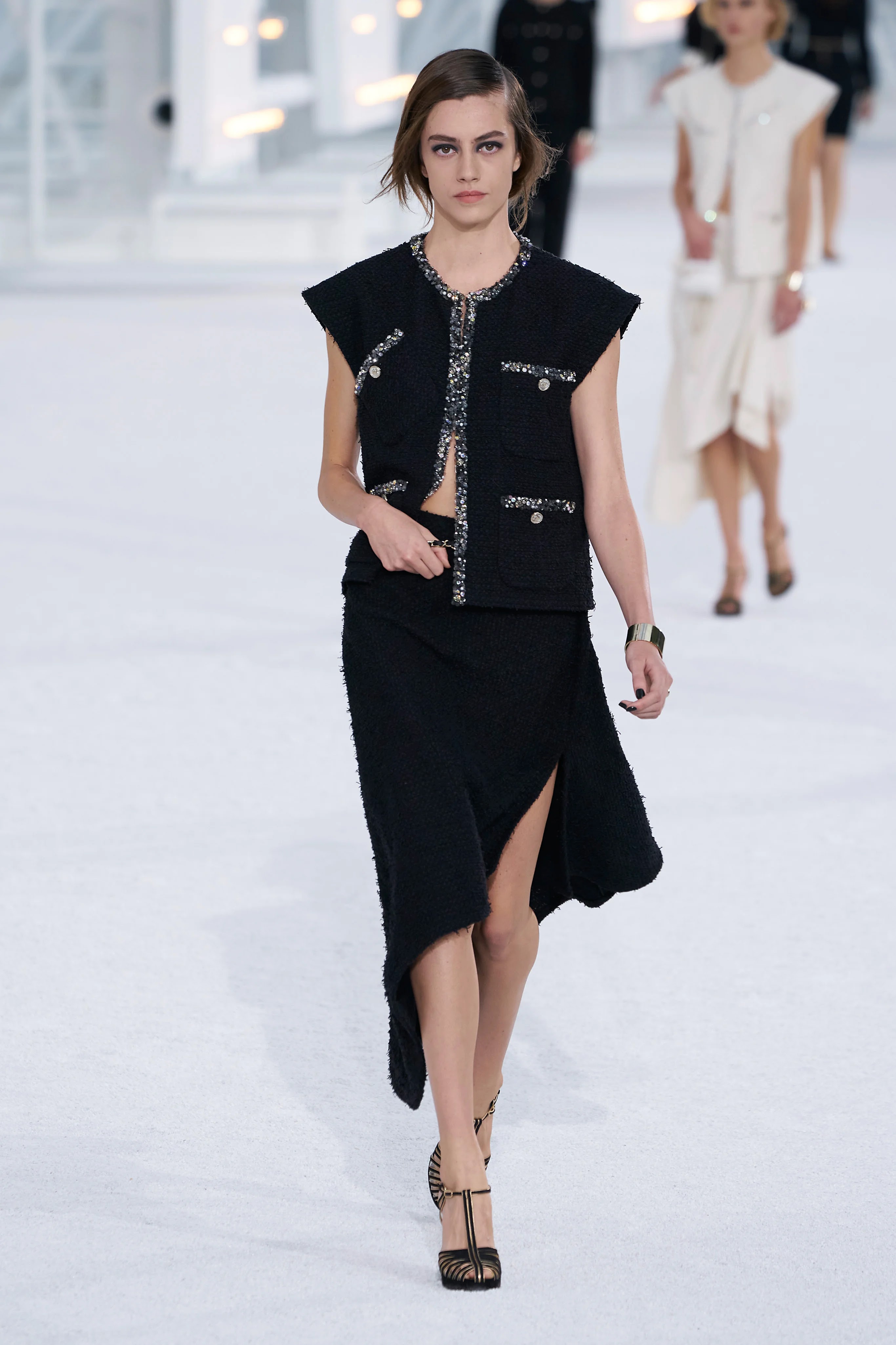 Chanel Spring 2021 Ready-to-Wear Collection | Cool Chic Style Fashion