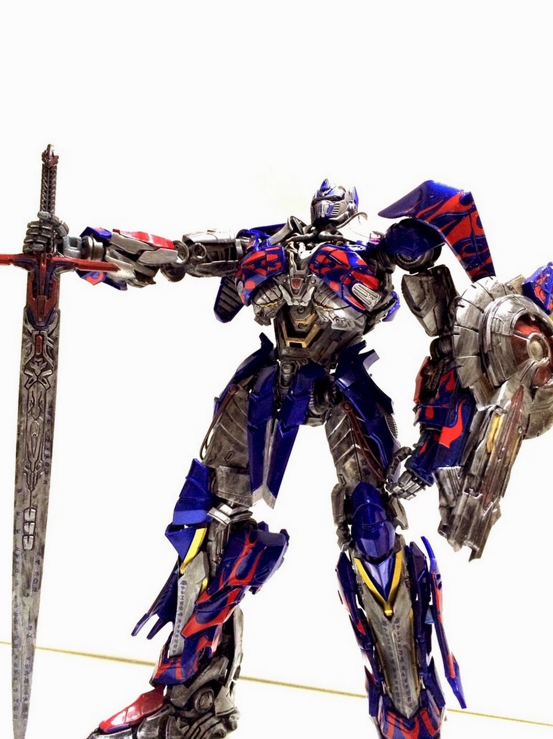 Custom Build: DMK03 Optimus Prime - Gundam Kits Collection News and Reviews