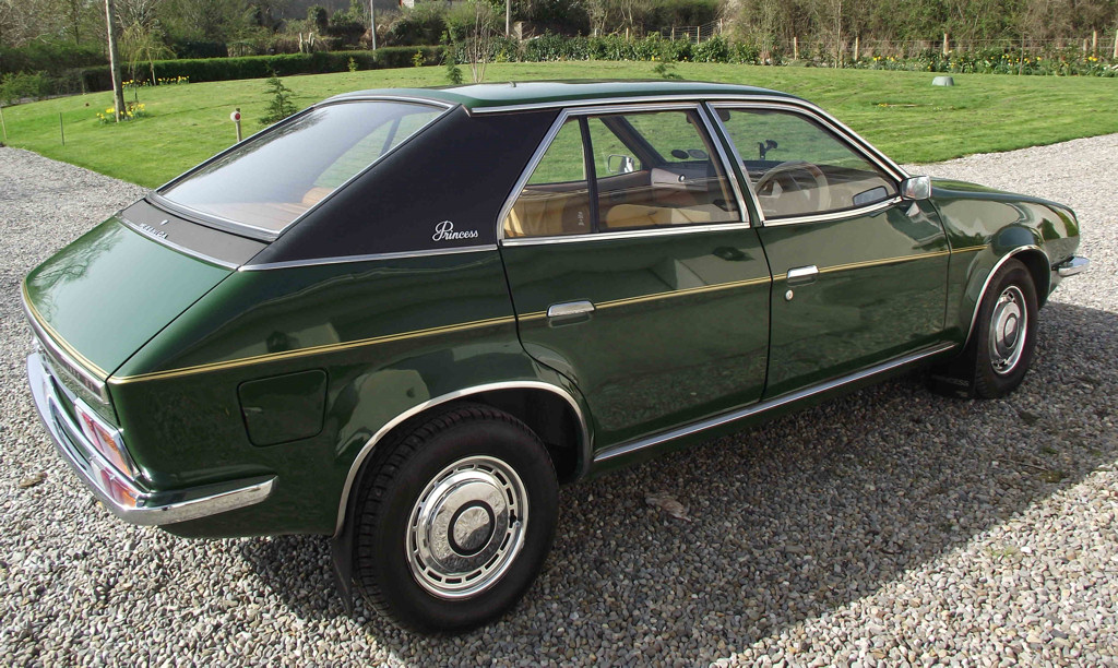 Avengers in Time: 1975, Cars: Leyland Princess (ADO71)