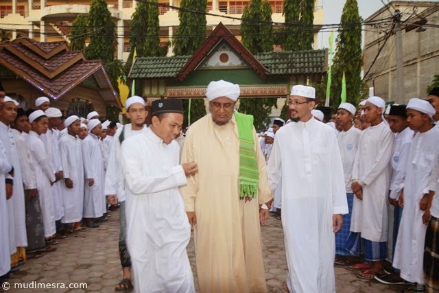 Habib Yaman Kunjungi Dayah MUDI | ilovesamalanga