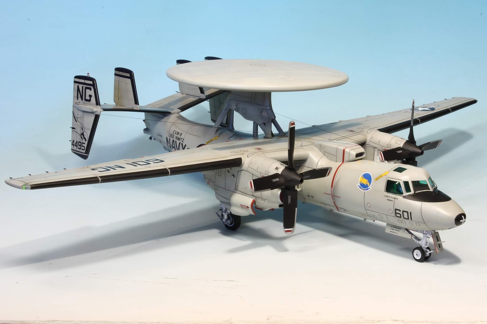 Istvan Michalko's scale models: E-2C Hawkeye, VAW-112 Golden Eagles ...