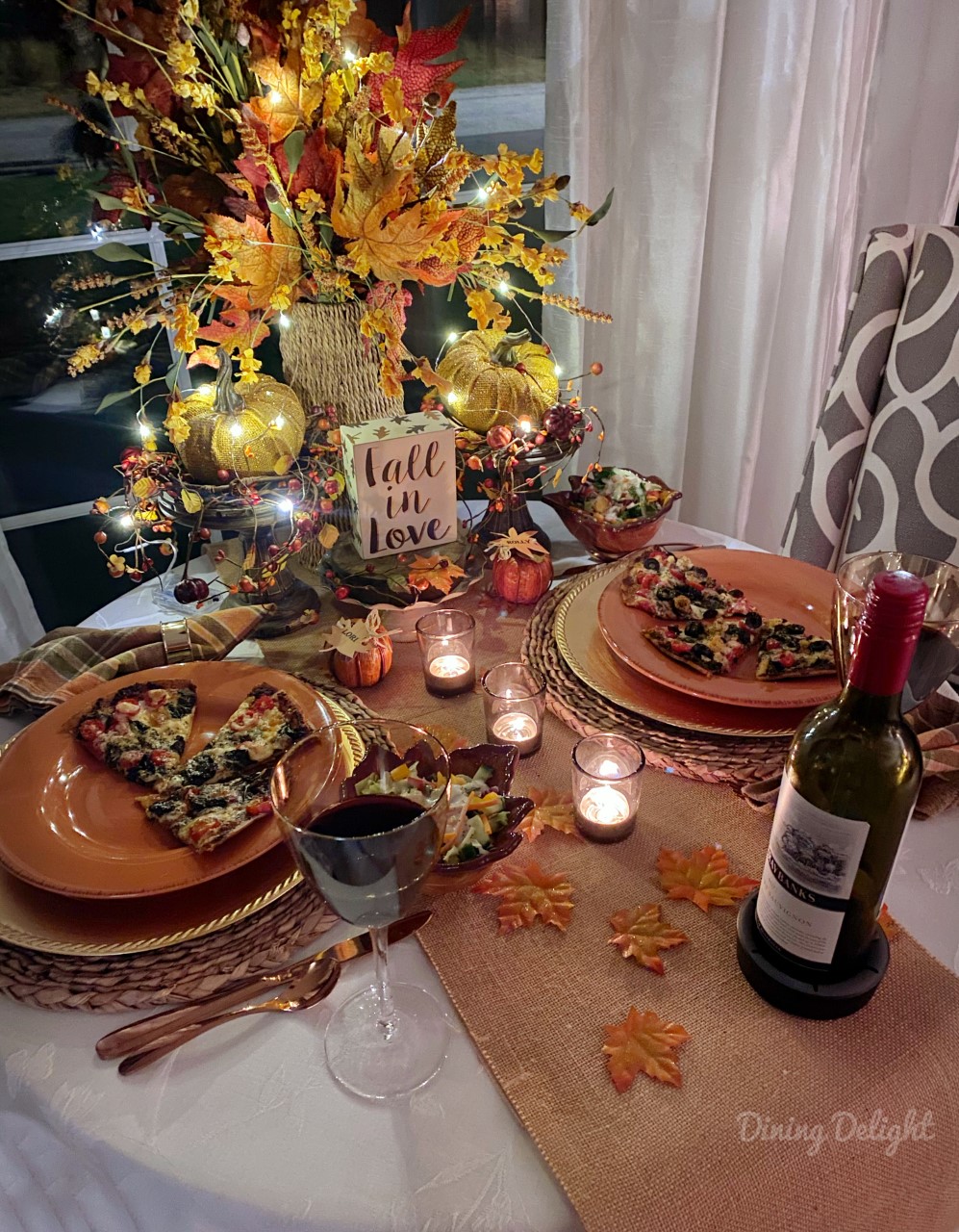 Dining Delight: Fall in Love Table for Two