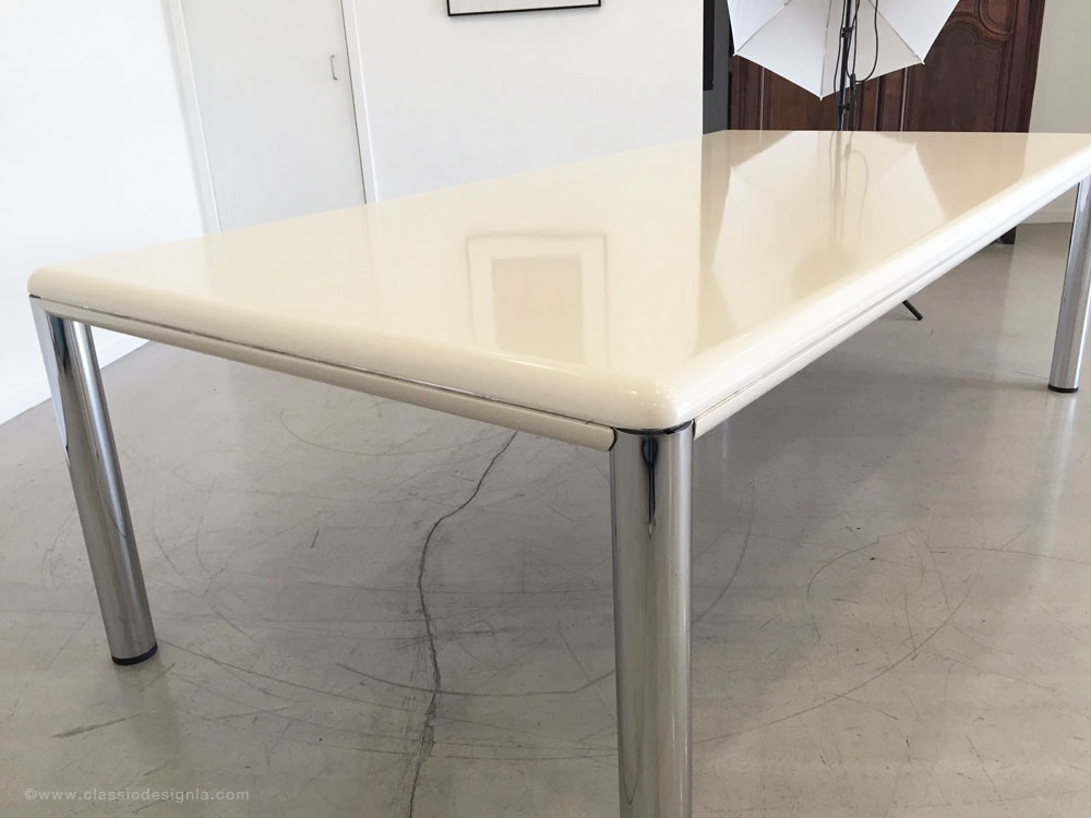 classic design: Completely Restored Charles Pfister for Knoll dining table