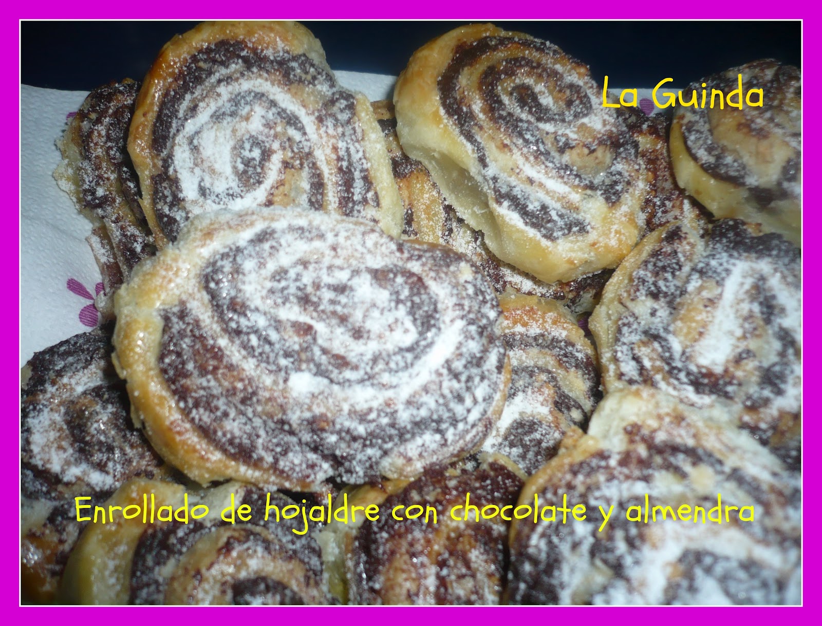 La Guinda: Enrollado de hojaldre relleno con chocolate y almendra