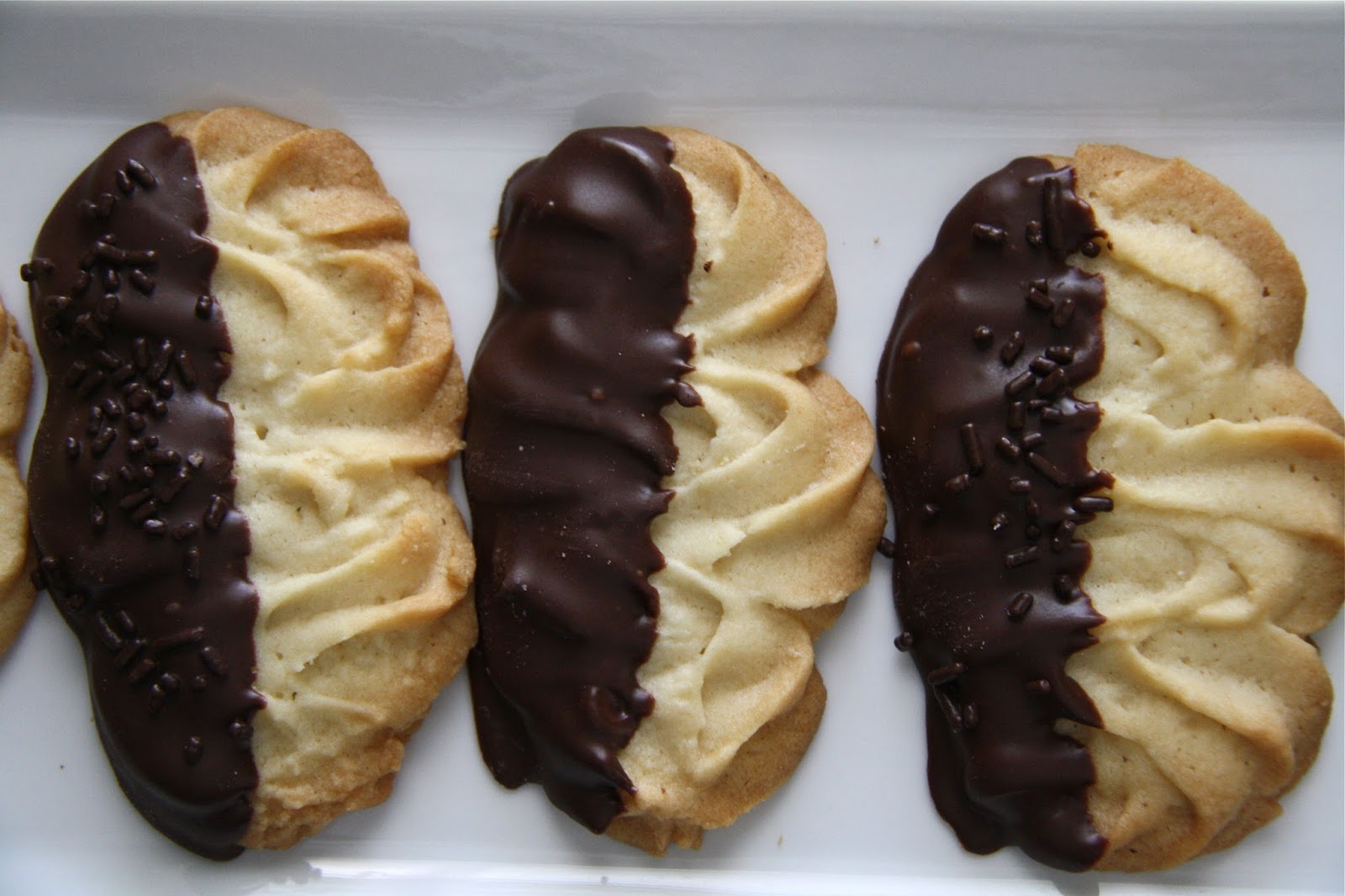 salted sugared spiced™: Chocolate Dipped Viennese Biscuits