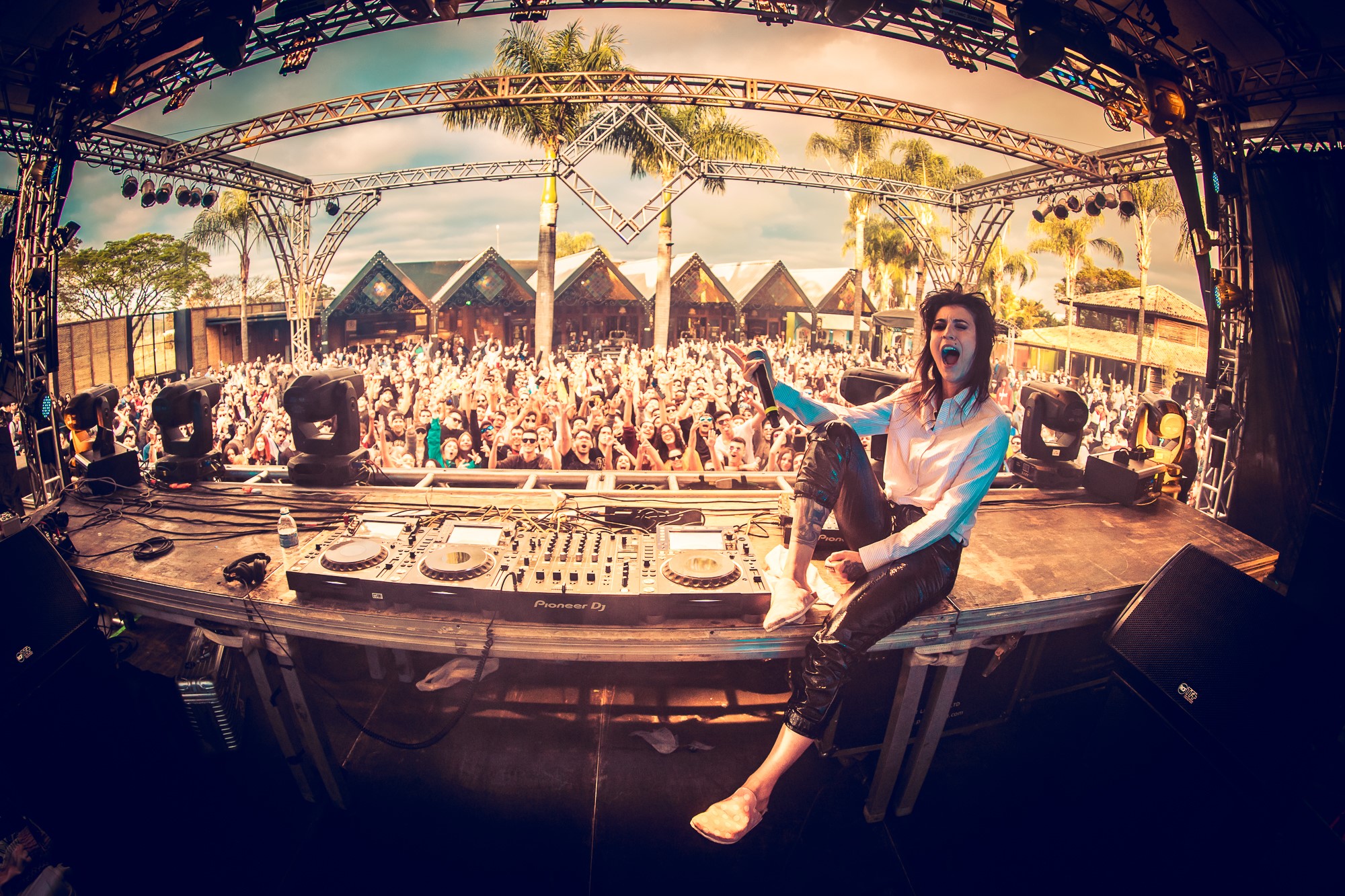 djzeroberto.blogspot.com: Dj Devochka / Destaque