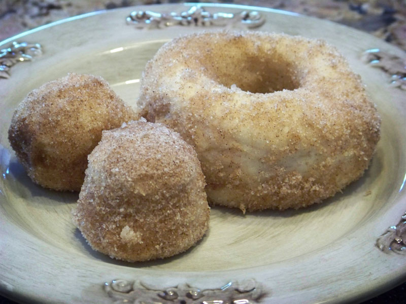 LuluBelle's Couture: Amazing BAKED donuts!