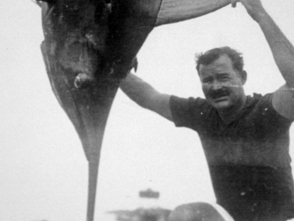 20 Amazing Photographs of Ernest Hemingway Posing With Big Fishes ...