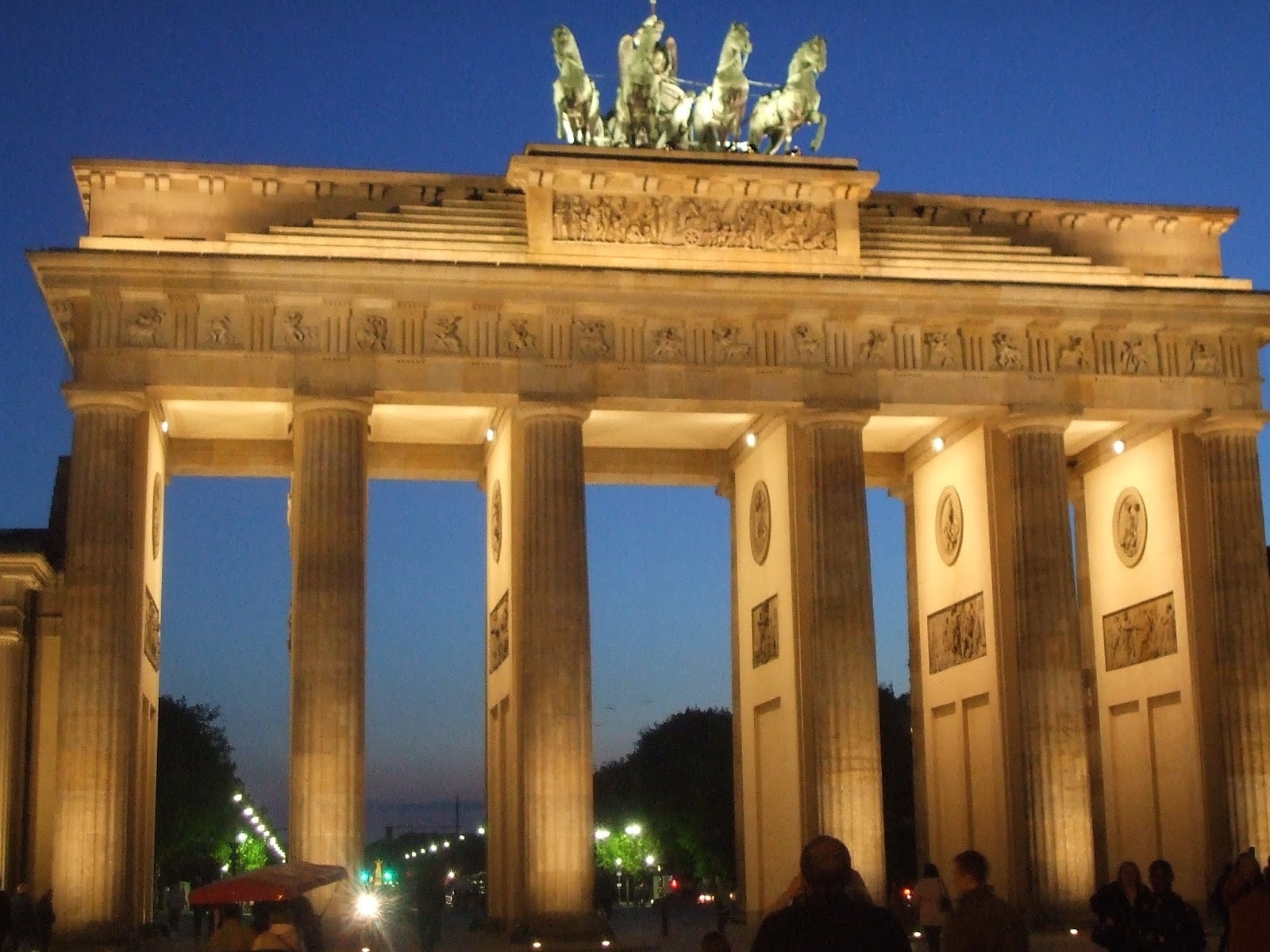 PIAZZAROTONDA: ARQUITECTURA NEOCLÁSICA