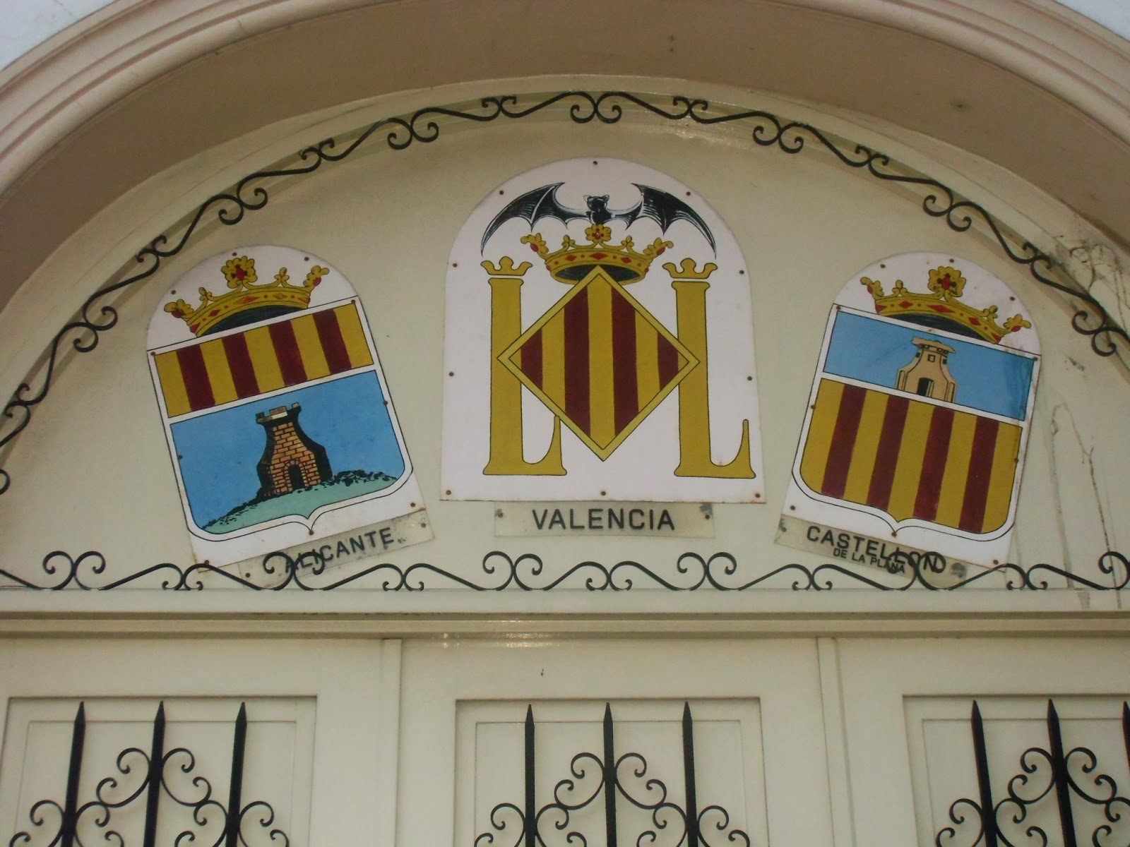 Heráldica en la Argentina: Escudos de la Comunidad Valenciana