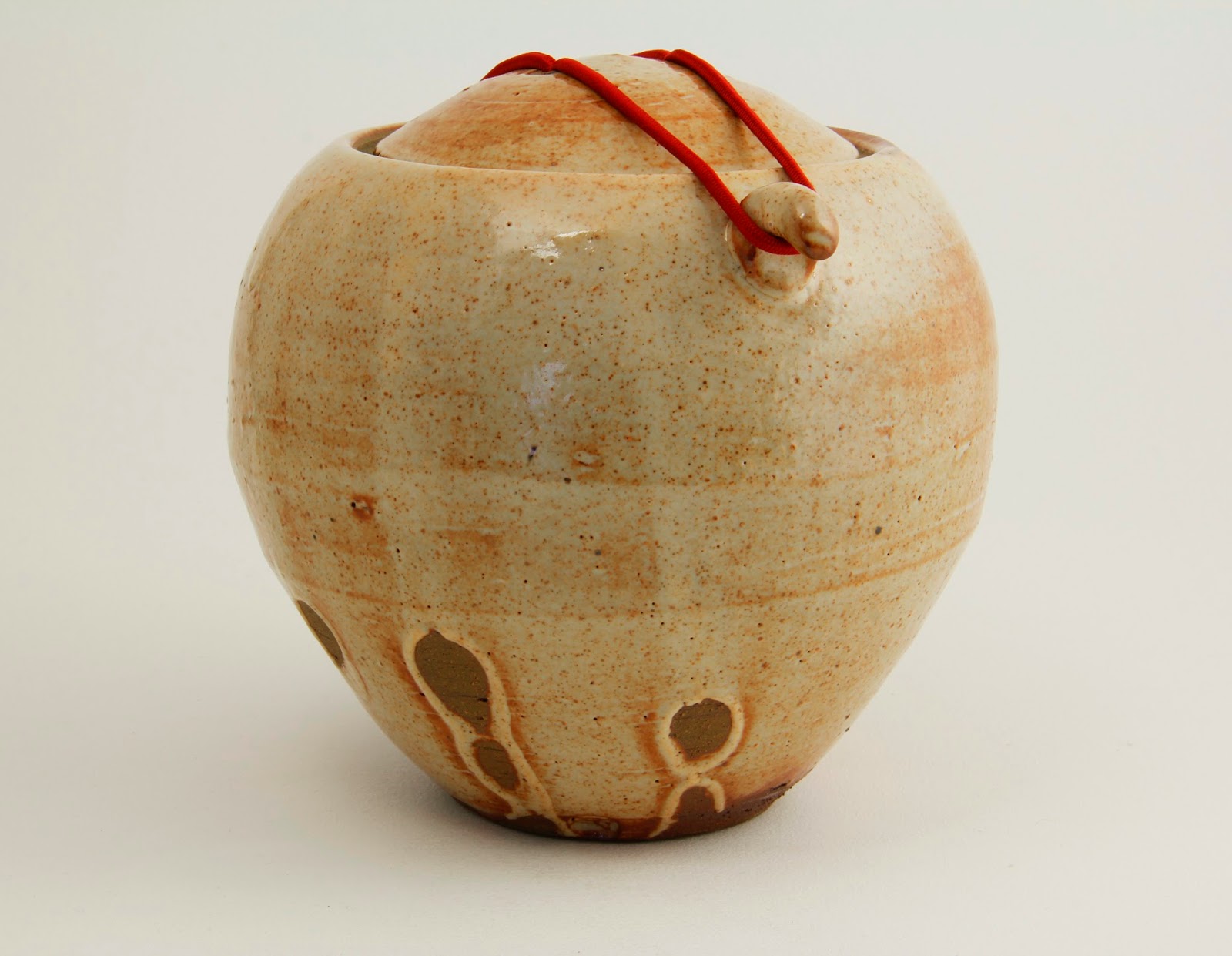 Tim Lake Ceramics: Some fresh pots for a Monday morning....