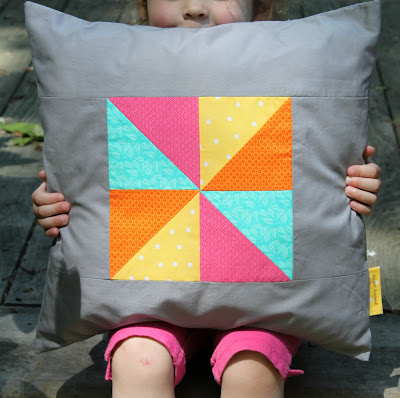 Gwenny Penny: Summer Pinwheel Pillow Tutorial